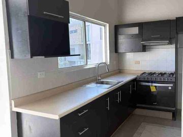 Inmuebles en Ancira. Renta de viviendas en Ancira - Nestoria